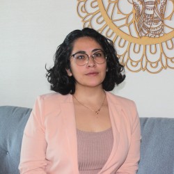 Profesora Isabel Herrera | La Florida | 2x3