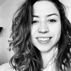 Elizabeth Chacón | Santiago | 2x3